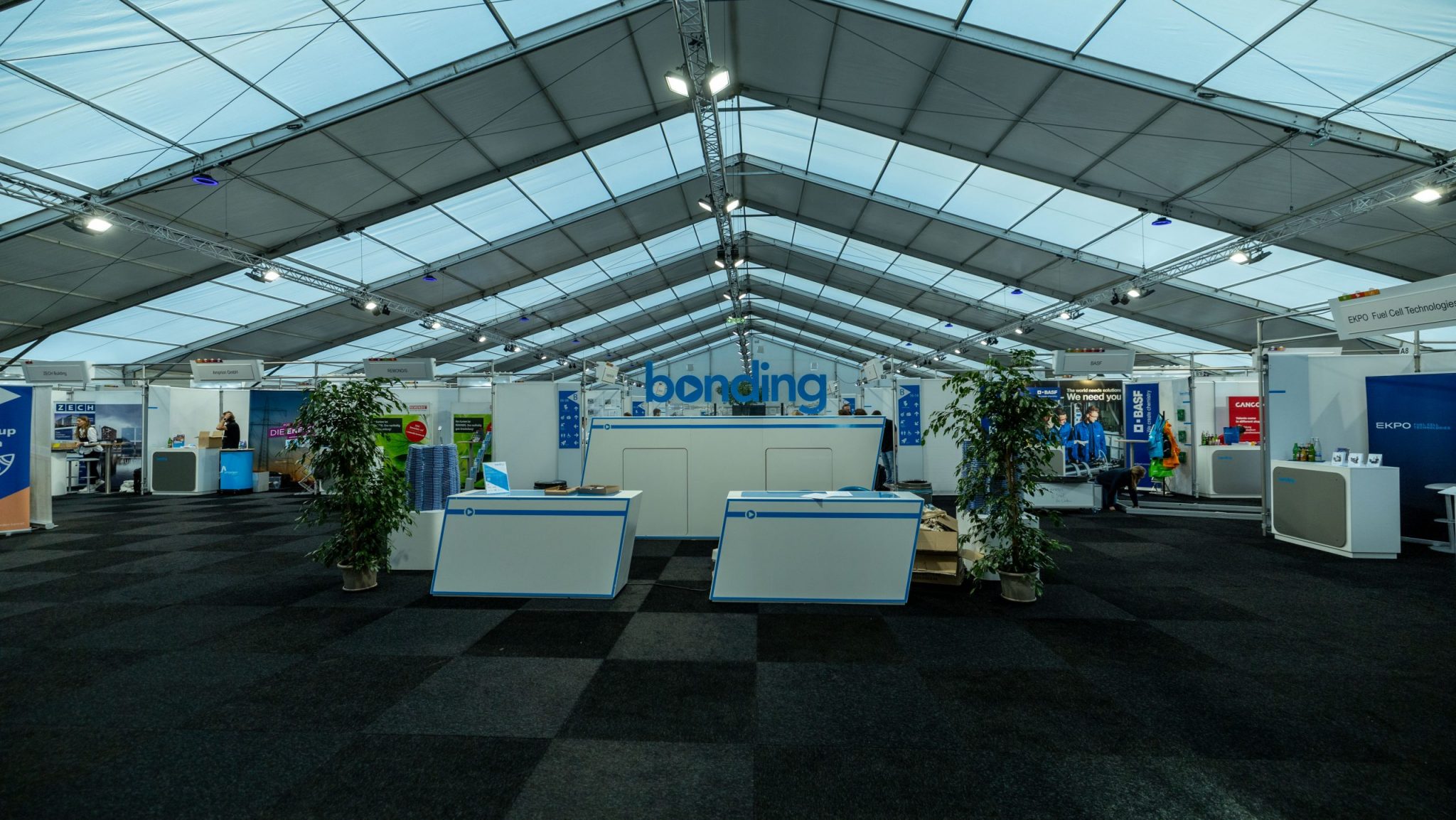 bonding an der RWTH Aachen 2025. - Aachen-Termine